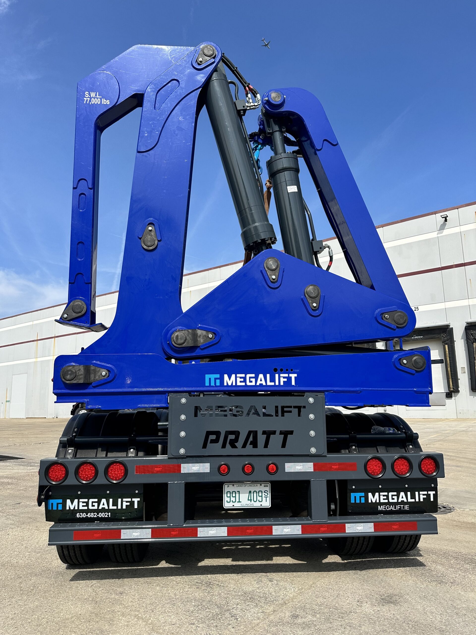 Megalift North America - Megalift Sideloading Container